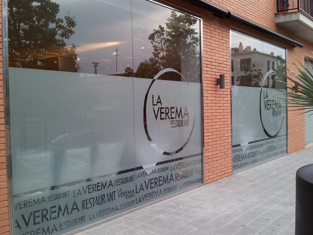 Rotulación de Vidrios | Decoración de Vidrios | Vinilo heladoVidrios ...